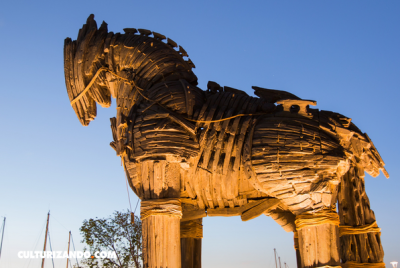 Caballo de Troya 2 - culturizando.com | Alimenta tu Mente