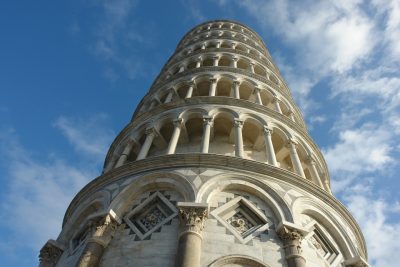 La historia de la inclinada torre de Pisa – culturizando.com | Alimenta ...